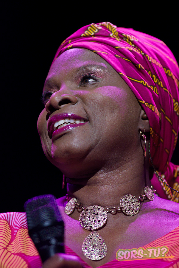 Angélique Kidjo Montreal 2019 Critique Concert | Sors-tu.ca