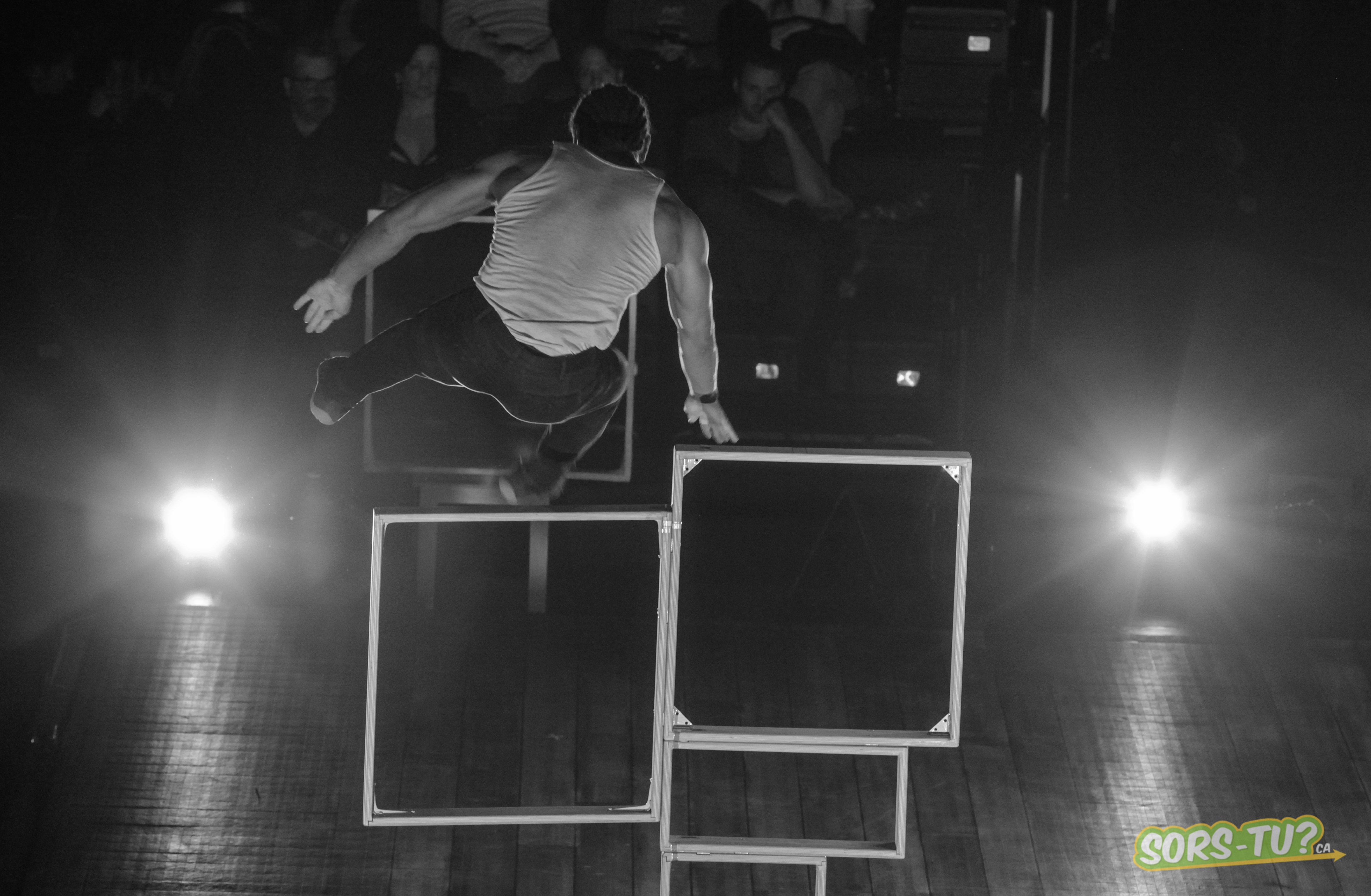 Les 7 doigts de la main Spectacle cirque 2017 Montréal | Sors-tu.ca